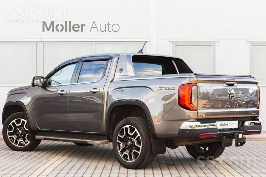 Pelēks Volkswagen Amarok 2024 Ventspils, ar dzinēja tilpumu 3.00 L un nobraukumu 81 tūkst. km par 46750 €, foto 4 vietnē AUTOMOTO.COM.LV