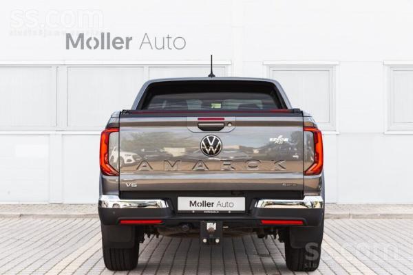 Grey Volkswagen Amarok 2024 in Ventspils, with an engine capacity of 3.00 L and mileage of 81 thousand km for 46750 €, photo 5 on AUTOMOTO.COM.LV