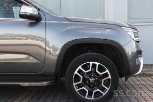 Pelēks Volkswagen Amarok 2024 Ventspils, ar dzinēja tilpumu 3.00 L un nobraukumu 81 tūkst. km par 46750 €, foto 10 vietnē AUTOMOTO.COM.LV