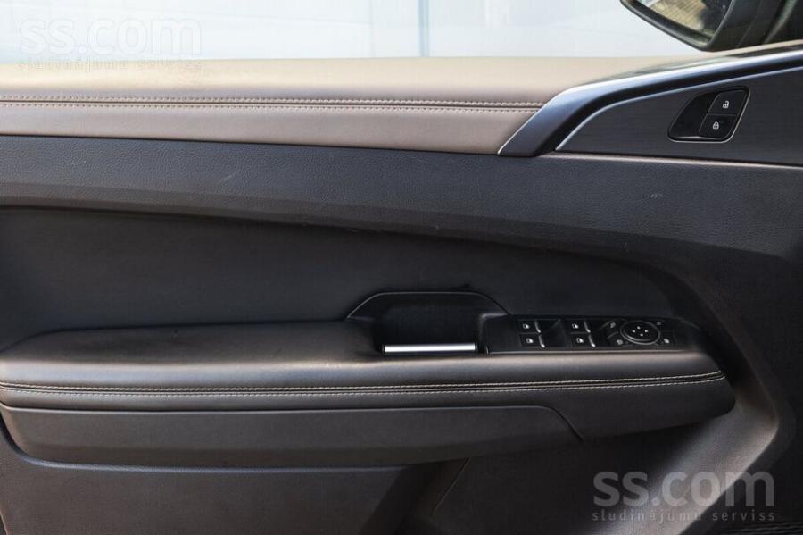 Pelēks Volkswagen Amarok 2024 Ventspils, ar dzinēja tilpumu 3.00 L un nobraukumu 81 tūkst. km par 46750 €, foto 34 vietnē AUTOMOTO.COM.LV