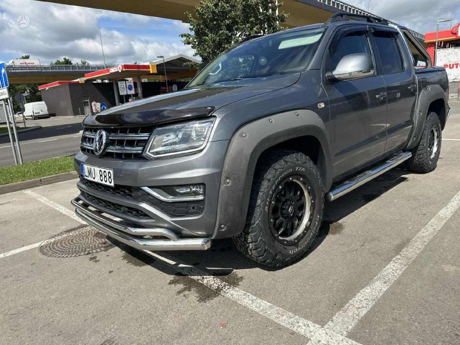 Grey Volkswagen Amarok 2011 in Klaipeda, with an engine capacity of 1.97 L and mileage of 28 thousand km for 12500 €, photo 16 on AUTOMOTO.COM.LV