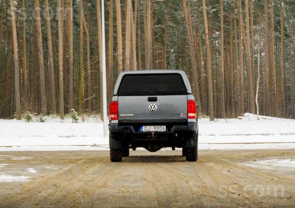 Pelēks Volkswagen Amarok 2011 Rīga, ar dzinēja tilpumu 2.00 L un nobraukumu 242 tūkst. km par 12990 €, foto 7 vietnē AUTOMOTO.COM.LV