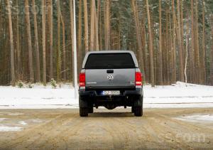 Grey Volkswagen Amarok 2011 in Riga, with an engine capacity of 2.00 L and mileage of 242 thousand km for 12990 €, photo 7 on AUTOMOTO.COM.LV