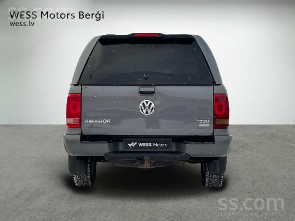 Pelēks Volkswagen Amarok 2011 Rīga, ar dzinēja tilpumu 2.00 L un nobraukumu 284 tūkst. km par 4990 €, foto 4 vietnē AUTOMOTO.COM.LV