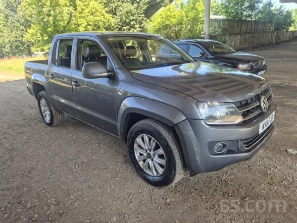 Grey Volkswagen Amarok 2011 in Riga, with an engine capacity of 2.00 L and mileage of 435 thousand km for 4200 €, photo 1 on AUTOMOTO.COM.LV