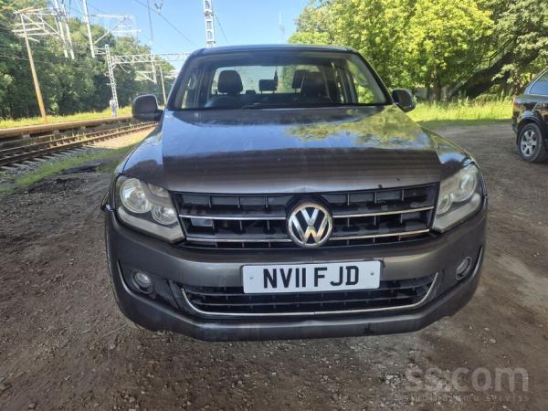 Grey Volkswagen Amarok 2011 in Riga, with an engine capacity of 2.00 L and mileage of 435 thousand km for 4200 €, photo 2 on AUTOMOTO.COM.LV