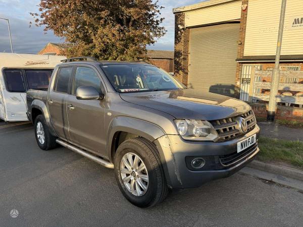 Grey Volkswagen Amarok 2011 in Riga, with an engine capacity of 1.97 L and mileage of 270 thousand km for 4800 €, photo 2 on AUTOMOTO.COM.LV