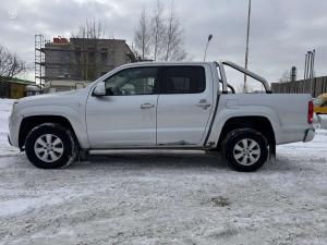 Grey Volkswagen Amarok 2012 in Kaunas, with an engine capacity of 1.97 L and mileage of 399 thousand km for 7500 €, photo 4 on AUTOMOTO.COM.LV