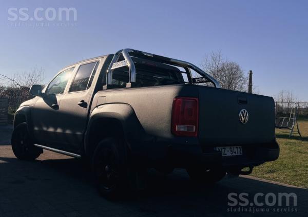 Grey Volkswagen Amarok 2012 in Riga, with an engine capacity of 2.00 L and mileage of 0 thousand km for 10000 €, photo 3 on AUTOMOTO.COM.LV