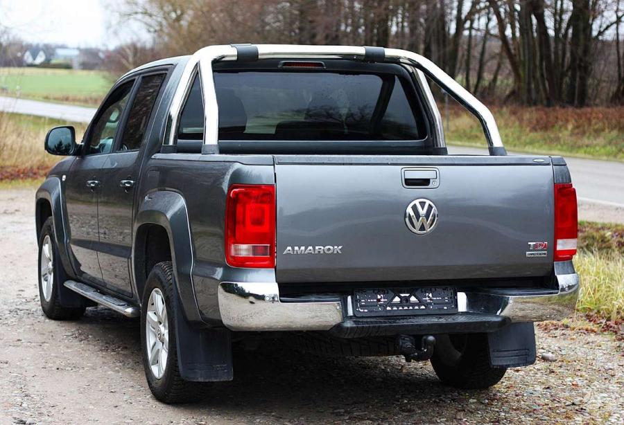 Grey Volkswagen Amarok 2013 in Kretinga, with an engine capacity of 1.97 L and mileage of 307 thousand km for 11999 €, photo 10 on AUTOMOTO.COM.LV