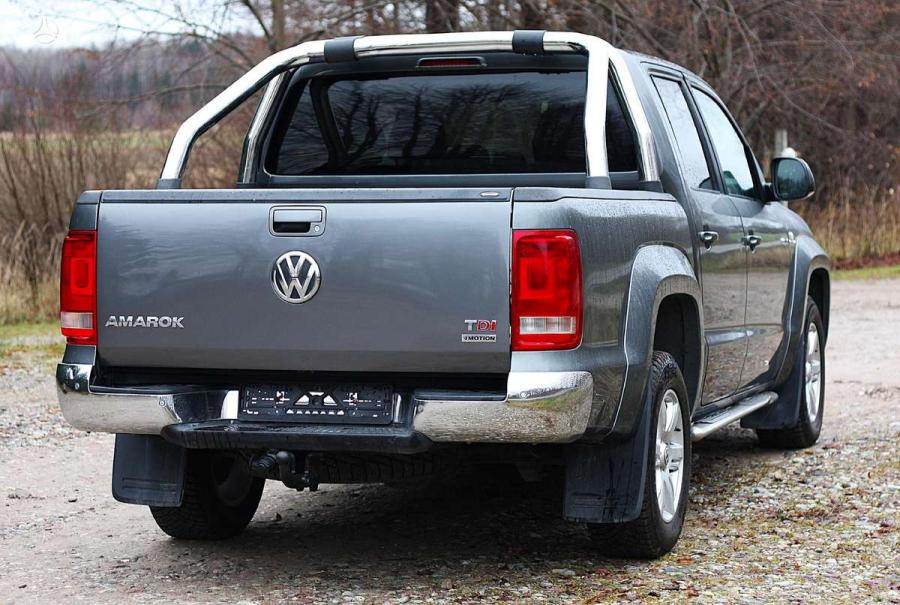 Grey Volkswagen Amarok 2013 in Kretinga, with an engine capacity of 1.97 L and mileage of 307 thousand km for 11999 €, photo 12 on AUTOMOTO.COM.LV