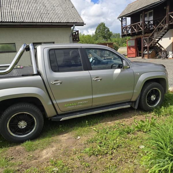 Grey Volkswagen Amarok 2013 in Cesis, with an engine capacity of 2.00 L and mileage of 422 thousand km for 7000 €, photo 7 on AUTOMOTO.COM.LV