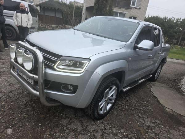 Pelēks Volkswagen Amarok 2016 Kauņa, ar dzinēja tilpumu 1.97 L un nobraukumu 241 tūkst. km par 14400 €, foto 1 vietnē AUTOMOTO.COM.LV