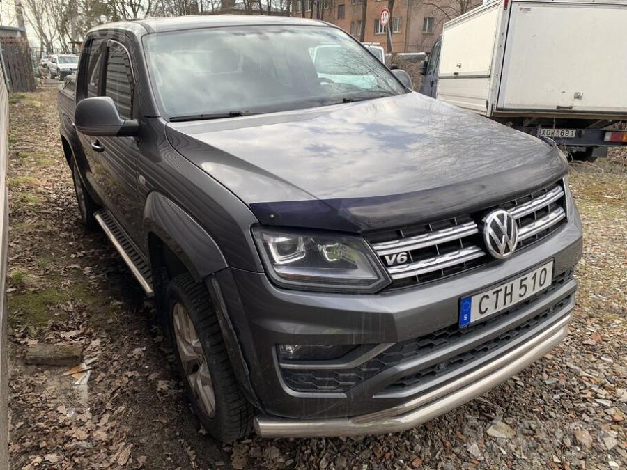 Pelēks Volkswagen Amarok 2016 Rīga, ar dzinēja tilpumu 3.00 L un nobraukumu 280 tūkst. km par 9500 €, foto 3 vietnē AUTOMOTO.COM.LV
