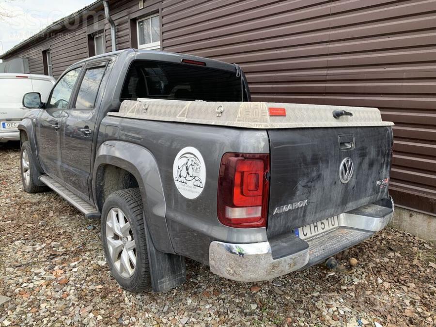 Pelēks Volkswagen Amarok 2016 Rīga, ar dzinēja tilpumu 3.00 L un nobraukumu 280 tūkst. km par 9500 €, foto 5 vietnē AUTOMOTO.COM.LV