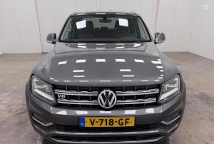 Pelēks Volkswagen Amarok 2017 Kauņa, ar dzinēja tilpumu 2.97 L un nobraukumu 350 tūkst. km par 15609 €, foto 2 vietnē AUTOMOTO.COM.LV