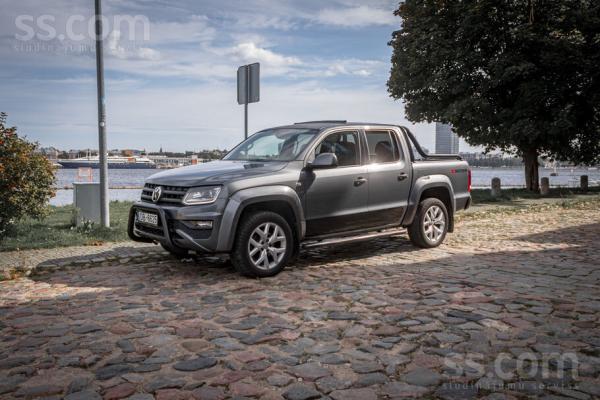 Фольксваген Амарок 2017 в Екабпилс на AUTOMOTO.COM.LV Серый Фольксваген Амарок 2017 в Екабпилс, объемом двигателя 3.00 л и пробегом 310 тыс. км за 16995 €, фото 8 на AUTOMOTO.COM.LV