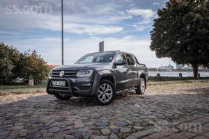 Pelēks Volkswagen Amarok 2017 Rīga, ar dzinēja tilpumu 3.00 L un nobraukumu 310 tūkst. km par 16995 €, foto  vietnē AUTOMOTO.COM.LV
