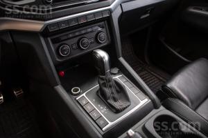 Pelēks Volkswagen Amarok 2017 Rīga, ar dzinēja tilpumu 3.00 L un nobraukumu 310 tūkst. km par 16995 €, foto 21 vietnē AUTOMOTO.COM.LV