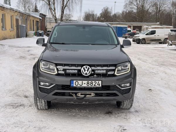 Pelēks Volkswagen Amarok 2018 Rīga, ar dzinēja tilpumu 3.00 L un nobraukumu 241 tūkst. km par 21900 €, foto 1 vietnē AUTOMOTO.COM.LV