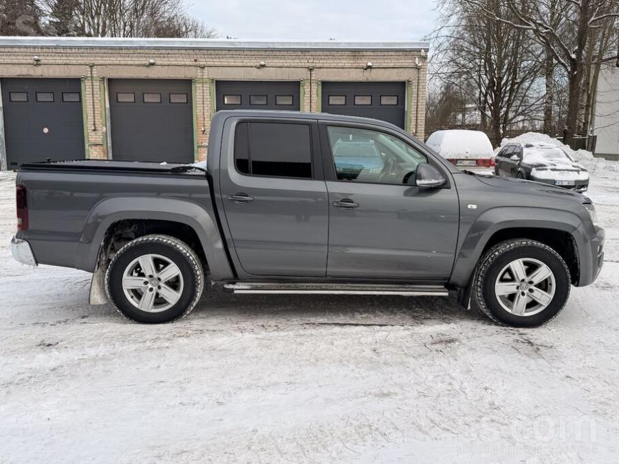 Pelēks Volkswagen Amarok 2018 Rīga, ar dzinēja tilpumu 3.00 L un nobraukumu 241 tūkst. km par 21900 €, foto 4 vietnē AUTOMOTO.COM.LV