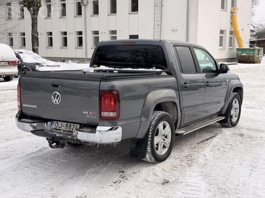 Pelēks Volkswagen Amarok 2018 Rīga, ar dzinēja tilpumu 3.00 L un nobraukumu 241 tūkst. km par 21900 €, foto 5 vietnē AUTOMOTO.COM.LV
