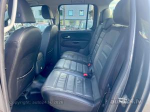 Grey Volkswagen Amarok 2018 in Tallinn, with an engine capacity of 3.00 L and mileage of 200 thousand km for 13490 €, photo 12 on AUTOMOTO.COM.LV