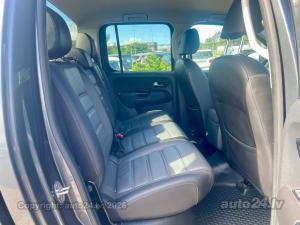 Grey Volkswagen Amarok 2018 in Tallinn, with an engine capacity of 3.00 L and mileage of 200 thousand km for 13490 €, photo 13 on AUTOMOTO.COM.LV