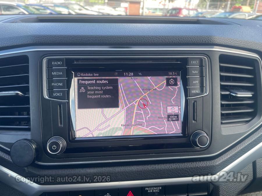 Grey Volkswagen Amarok 2018 in Tallinn, with an engine capacity of 3.00 L and mileage of 200 thousand km for 13490 €, photo 16 on AUTOMOTO.COM.LV