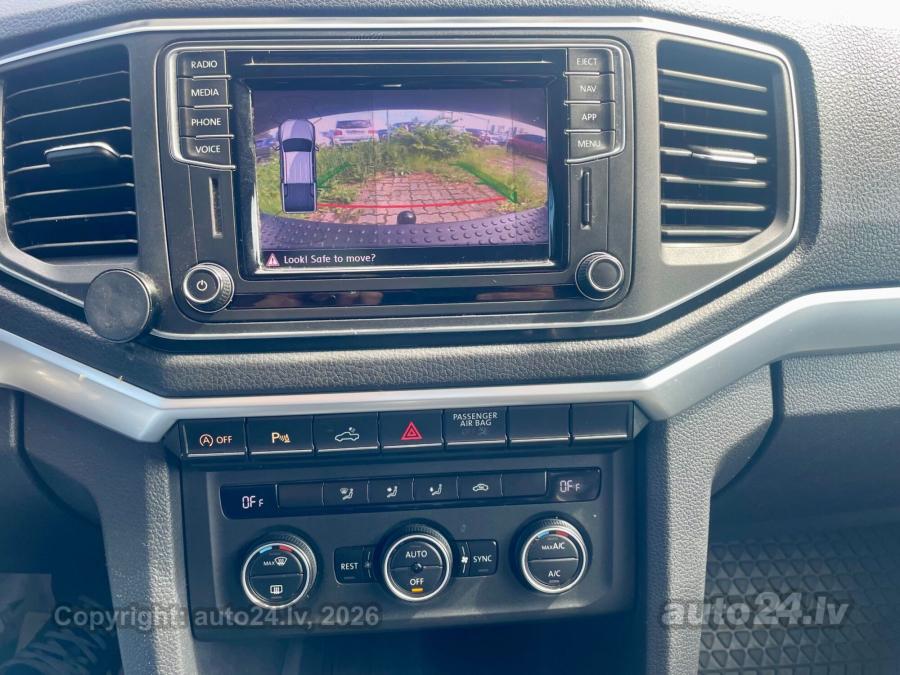 Grey Volkswagen Amarok 2018 in Tallinn, with an engine capacity of 3.00 L and mileage of 200 thousand km for 13490 €, photo 17 on AUTOMOTO.COM.LV