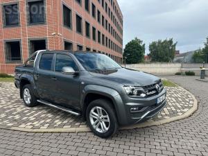 Grey Volkswagen Amarok 2018 in Riga, with an engine capacity of 3.00 L and mileage of 113 thousand km for 24500 €, photo  on AUTOMOTO.COM.LV