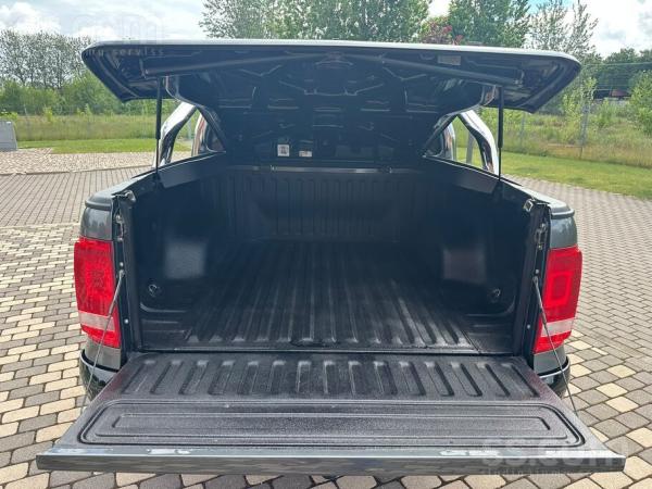 Pelēks Volkswagen Amarok 2018 Rīga, ar dzinēja tilpumu 3.00 L un nobraukumu 113 tūkst. km par 24500 €, foto 8 vietnē AUTOMOTO.COM.LV