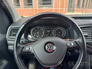 Grey Volkswagen Amarok 2018 in Riga, with an engine capacity of 3.00 L and mileage of 113 thousand km for 24500 €, photo 11 on AUTOMOTO.COM.LV