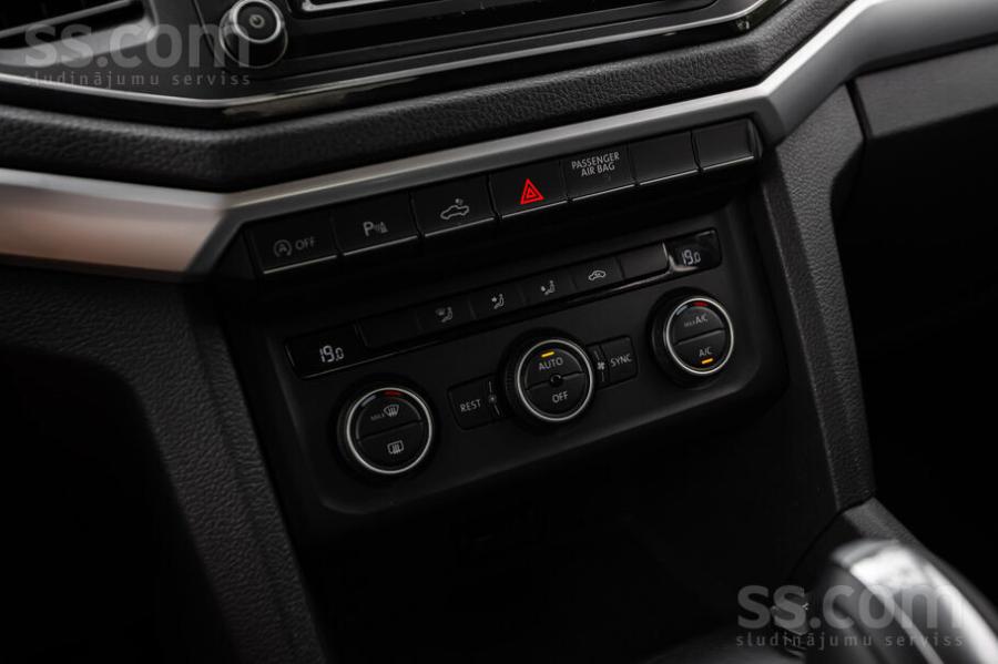 Pelēks Volkswagen Amarok 2018 Jelgava, ar dzinēja tilpumu 3.00 L un nobraukumu 230 tūkst. km par 22800 €, foto 14 vietnē AUTOMOTO.COM.LV