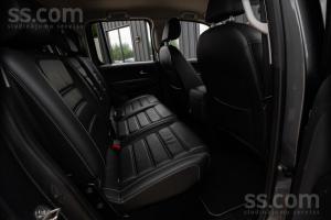 Pelēks Volkswagen Amarok 2018 Jelgava, ar dzinēja tilpumu 3.00 L un nobraukumu 230 tūkst. km par 22800 €, foto 16 vietnē AUTOMOTO.COM.LV
