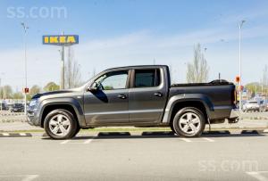 Grey Volkswagen Amarok 2018 in Riga, with an engine capacity of 3.00 L and mileage of 294 thousand km for 17190 €, photo 5 on AUTOMOTO.COM.LV