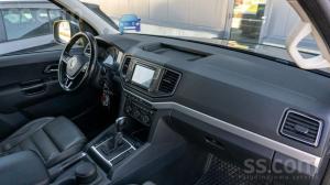 Grey Volkswagen Amarok 2018 in Riga, with an engine capacity of 3.00 L and mileage of 294 thousand km for 17190 €, photo 11 on AUTOMOTO.COM.LV