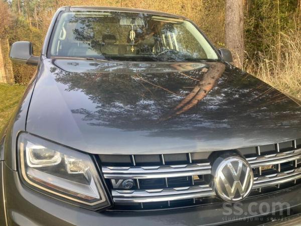 Pelēks Volkswagen Amarok 2019 Rīga, ar dzinēja tilpumu 3.00 L un nobraukumu 282 tūkst. km par 18000 €, foto 1 vietnē AUTOMOTO.COM.LV