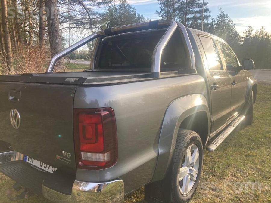 Pelēks Volkswagen Amarok 2019 Rīga, ar dzinēja tilpumu 3.00 L un nobraukumu 282 tūkst. km par 18000 €, foto 5 vietnē AUTOMOTO.COM.LV