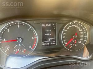 Pelēks Volkswagen Amarok 2019 Rīga, ar dzinēja tilpumu 3.00 L un nobraukumu 282 tūkst. km par 18000 €, foto 12 vietnē AUTOMOTO.COM.LV