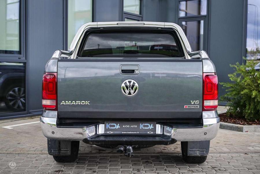 Pelēks Volkswagen Amarok 2019 Kauņa, ar dzinēja tilpumu 2.97 L un nobraukumu 191 tūkst. km par 23450 €, foto 8 vietnē AUTOMOTO.COM.LV