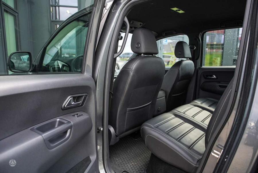 Pelēks Volkswagen Amarok 2019 Kauņa, ar dzinēja tilpumu 2.97 L un nobraukumu 191 tūkst. km par 23450 €, foto 29 vietnē AUTOMOTO.COM.LV