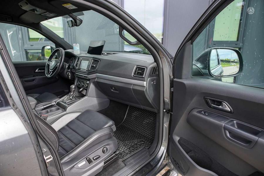 Pelēks Volkswagen Amarok 2019 Kauņa, ar dzinēja tilpumu 2.97 L un nobraukumu 191 tūkst. km par 23450 €, foto 33 vietnē AUTOMOTO.COM.LV