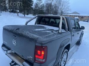 Grey Volkswagen Amarok 2020 in Limbazi, with an engine capacity of 3.00 L and mileage of 258 thousand km for 23500 €, photo 9 on AUTOMOTO.COM.LV