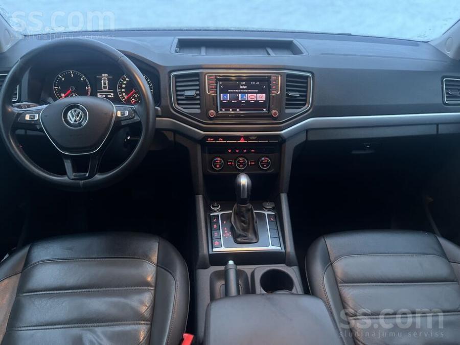 Grey Volkswagen Amarok 2020 in Limbazi, with an engine capacity of 3.00 L and mileage of 258 thousand km for 23500 €, photo 14 on AUTOMOTO.COM.LV