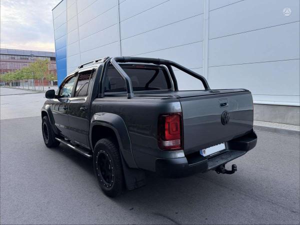 Grey Volkswagen Amarok 2020 in Klaipeda, with an engine capacity of 2.97 L and mileage of 142 thousand km for 28500 €, photo 5 on AUTOMOTO.COM.LV