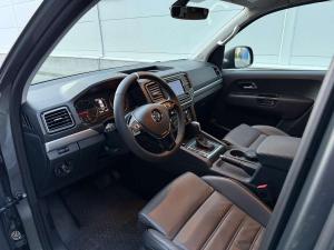 Pelēks Volkswagen Amarok 2020 Klaipėda, ar dzinēja tilpumu 2.97 L un nobraukumu 142 tūkst. km par 28500 €, foto 7 vietnē AUTOMOTO.COM.LV