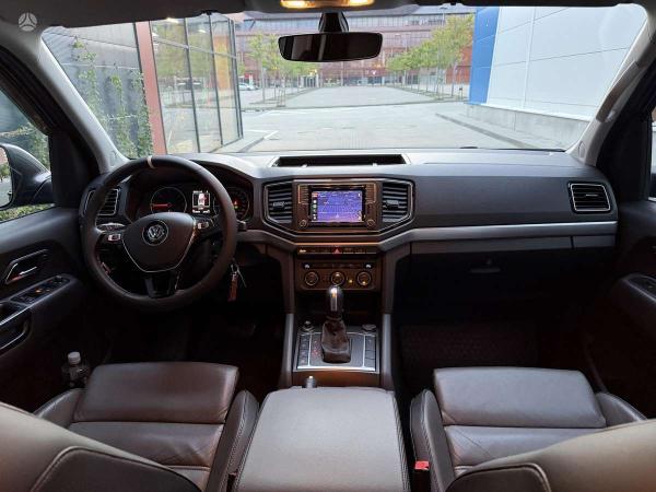 Grey Volkswagen Amarok 2020 in Klaipeda, with an engine capacity of 2.97 L and mileage of 142 thousand km for 28500 €, photo 7 on AUTOMOTO.COM.LV