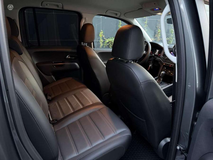 Pelēks Volkswagen Amarok 2020 Klaipėda, ar dzinēja tilpumu 2.97 L un nobraukumu 142 tūkst. km par 28500 €, foto 11 vietnē AUTOMOTO.COM.LV