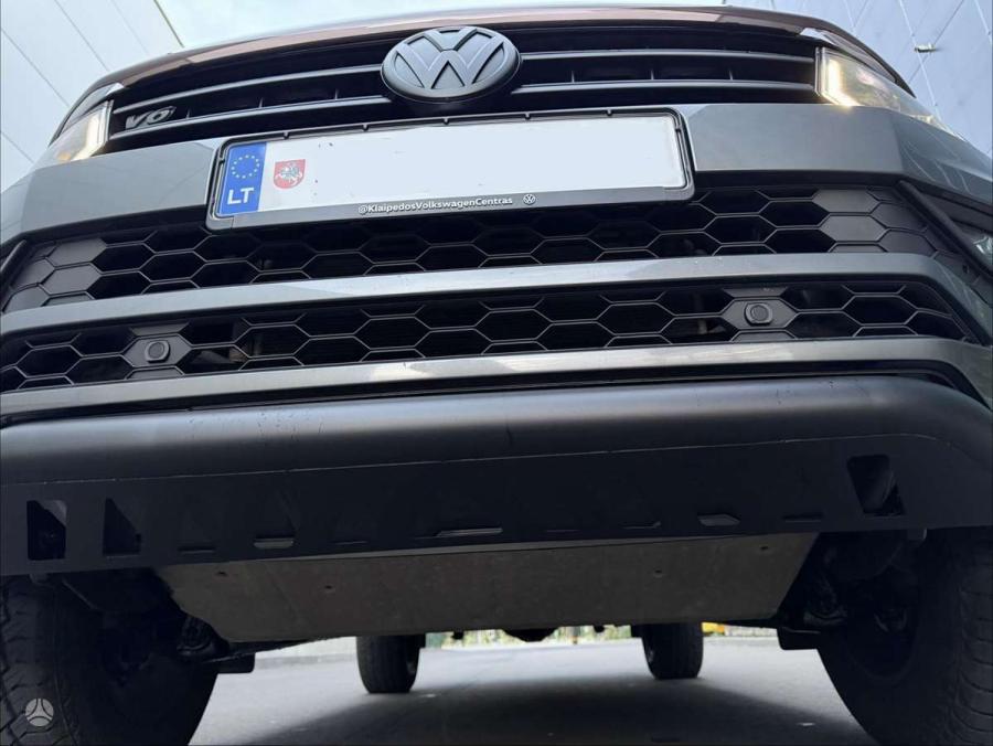 Pelēks Volkswagen Amarok 2020 Klaipėda, ar dzinēja tilpumu 2.97 L un nobraukumu 142 tūkst. km par 28500 €, foto 20 vietnē AUTOMOTO.COM.LV